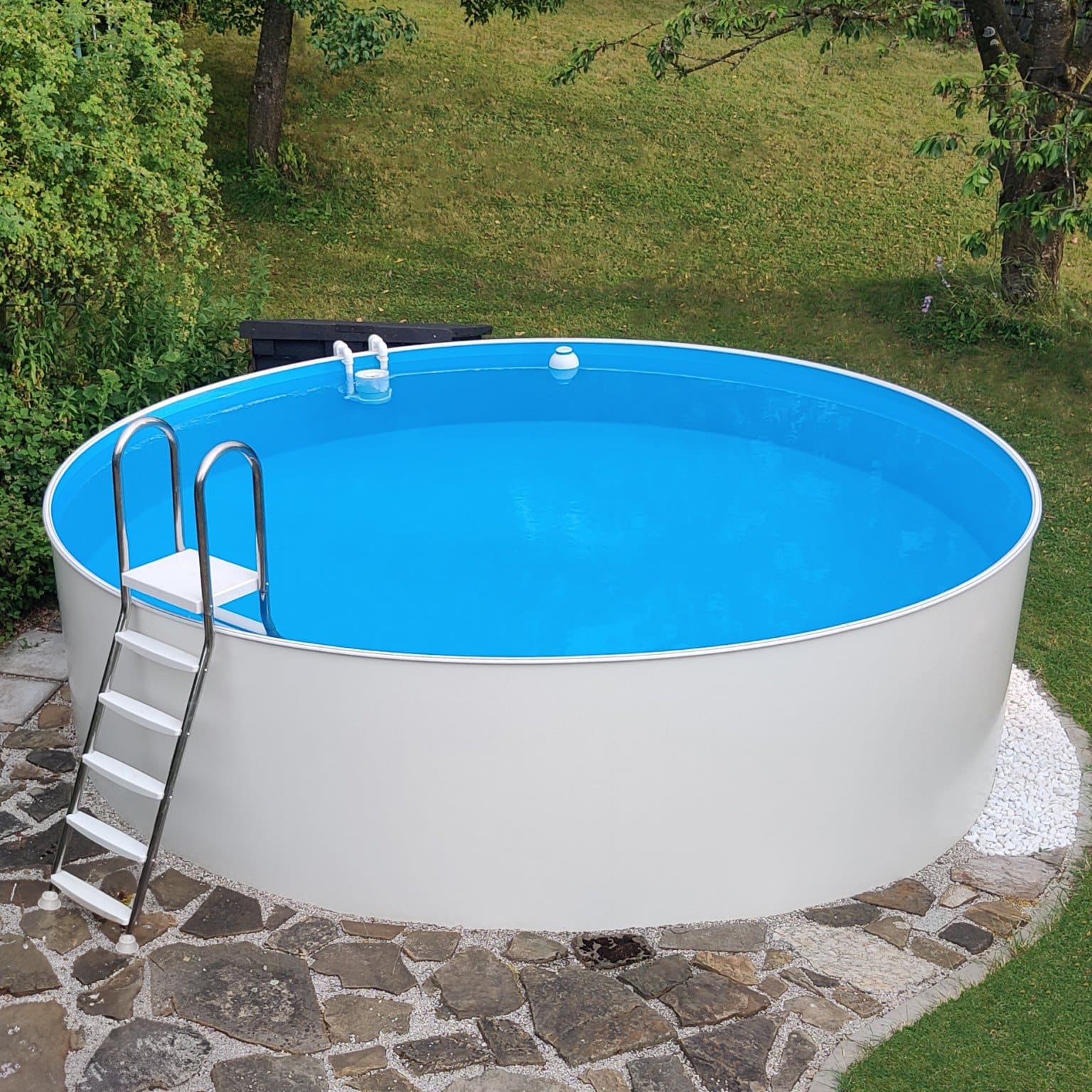 Stahlwandpools, Poolfolien & Poolabdeckungen aus Österreich